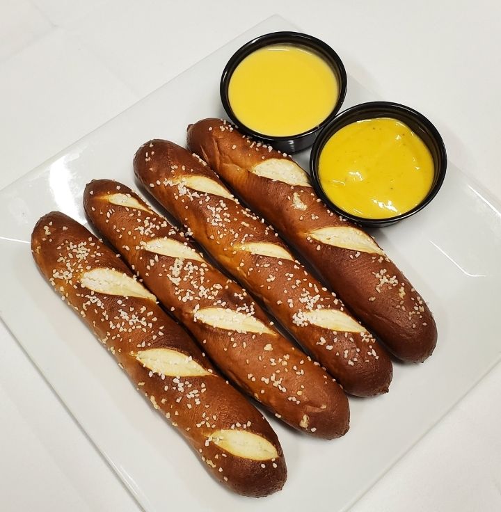 Monte Cello's Ross Township - Ginger Ale, 20oz