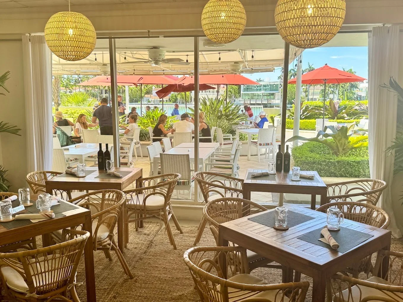 Cafe Bernie – Miami Beach Waterfront Restaurant & Brunch Spot