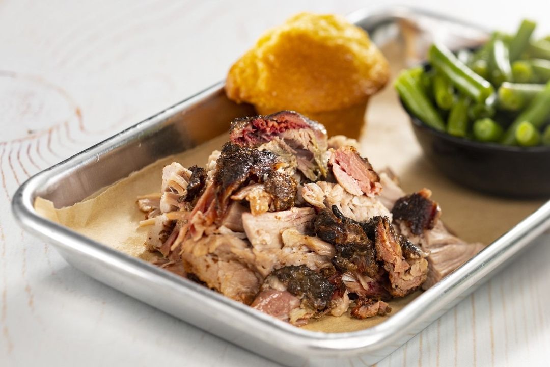 Ellie Lou's Brews & BBQ at Flamingo Crossings | Toast