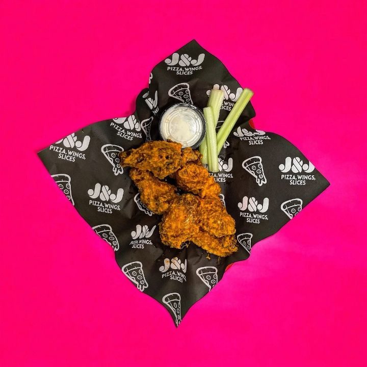 J&J Pizza @ Crooked Run Taproom DC - Peri Peri Wings