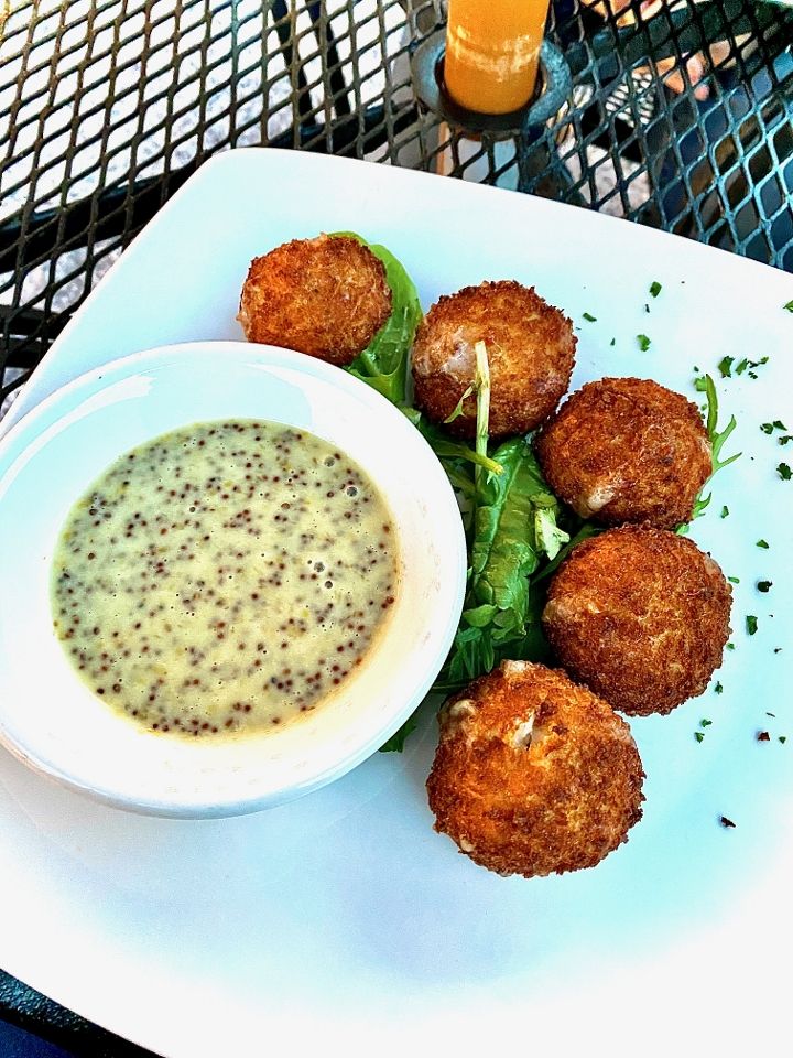 Lefty's Tavern - Chicken OBI Sausage stuffed