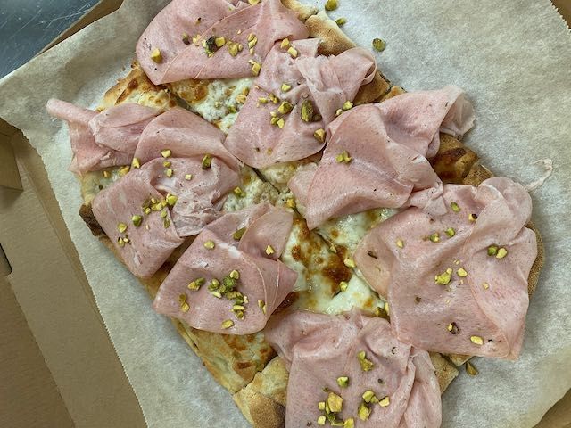 AcquaAlta Ristorante - POLLO ALLA BOSCAIOLA