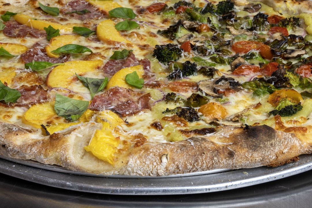12932 Newport Ave #15 - Fungi e Salsiccia