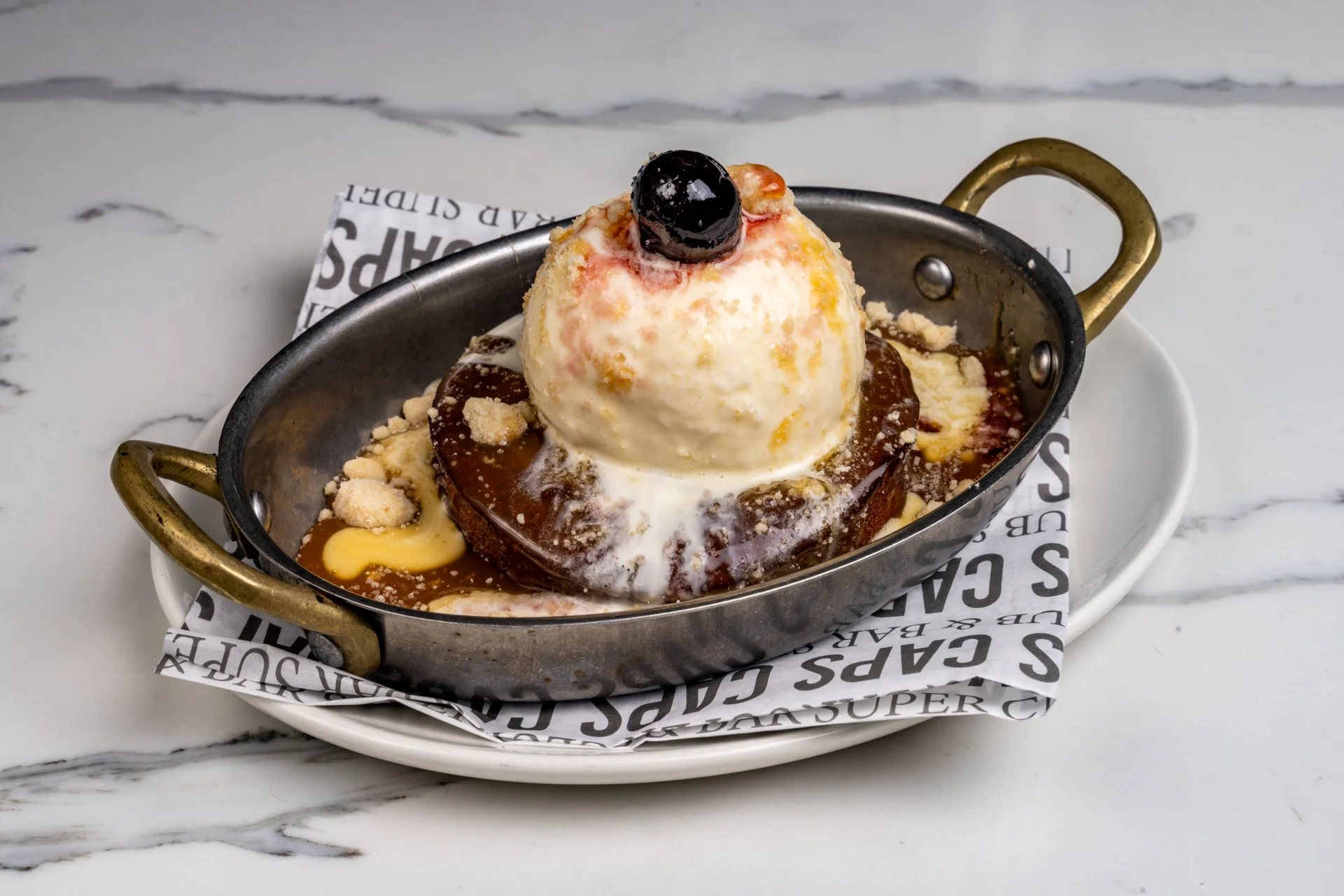 Caps Supper Club & Bar - Upscale Dining & Live Music in Houston, TX