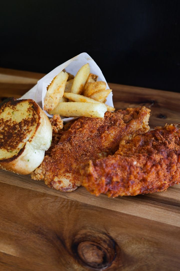 Lancaster Location Pickup & Delivery - 2 Sassy Tenders & Fries 🍗🍗🍟