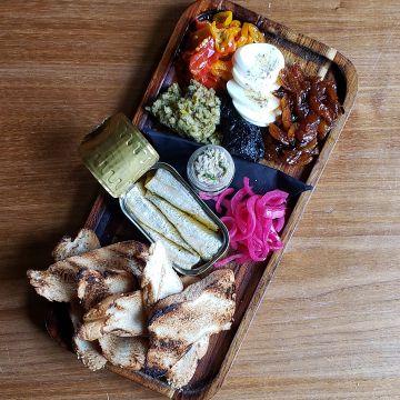 American Sardine Bar - Kale & Black Bean Soup
