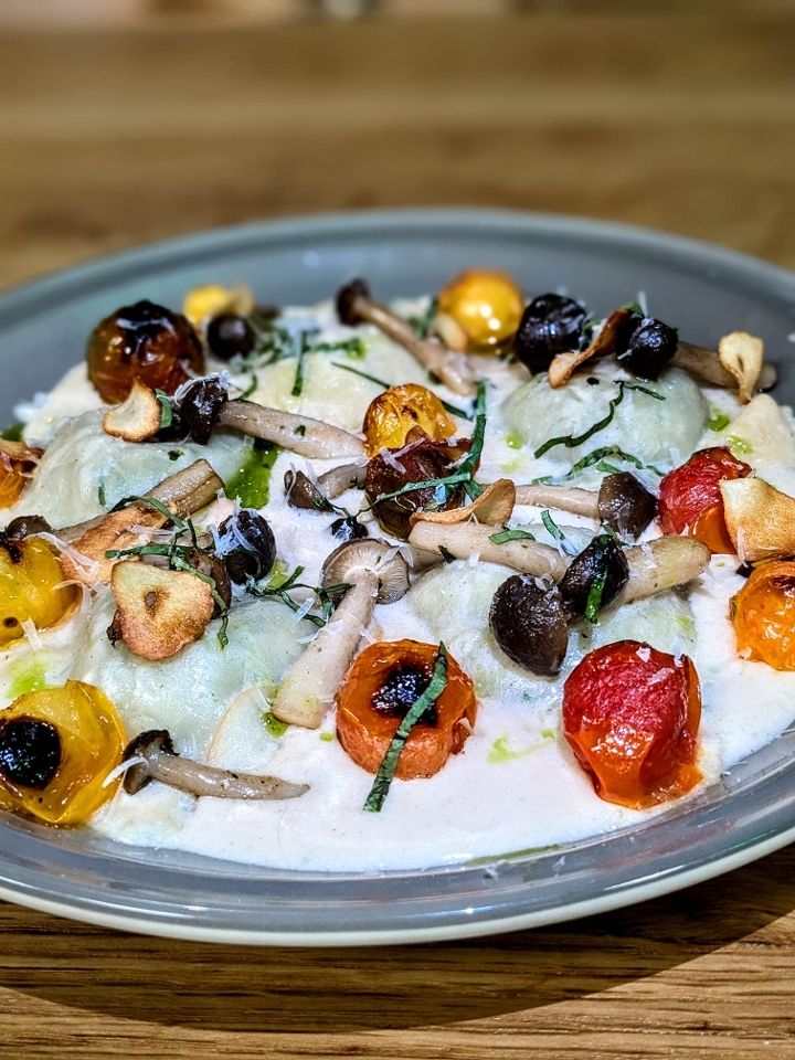 PEPE KITCHEN | Toast