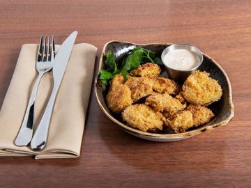 Theismann's Restaurant - 24 TD Chicken Wings-Breaded