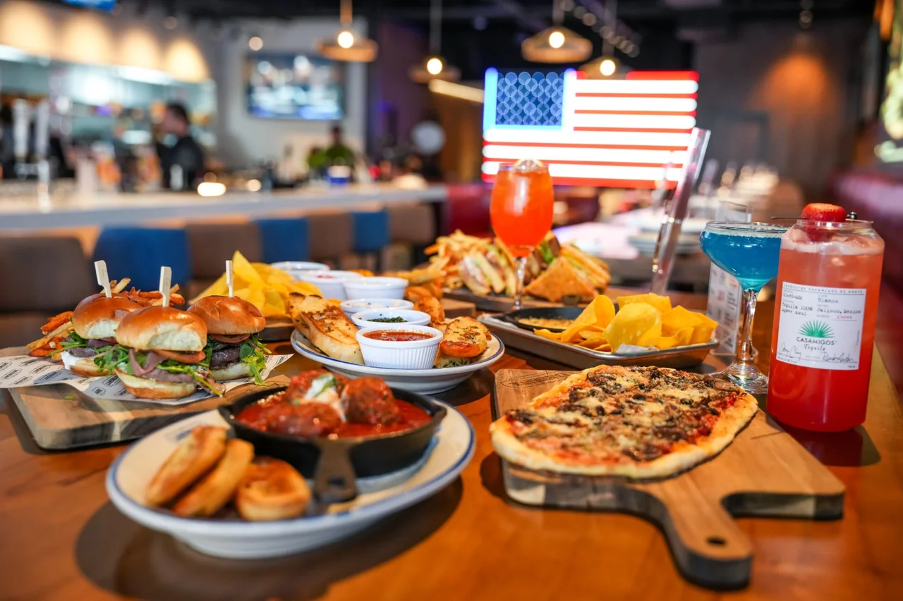 5100 Belt Line Rd, Ste 400 - 15 Wings Boneless