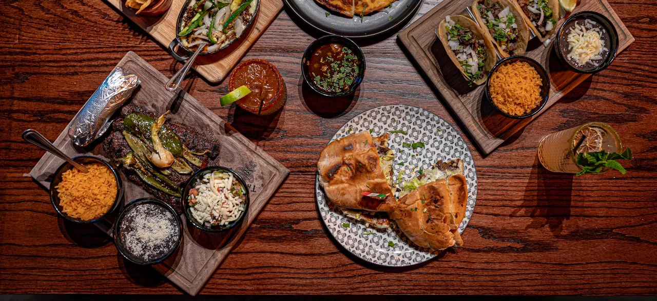 Taco King Bar & Grill - Side Salsa Chip