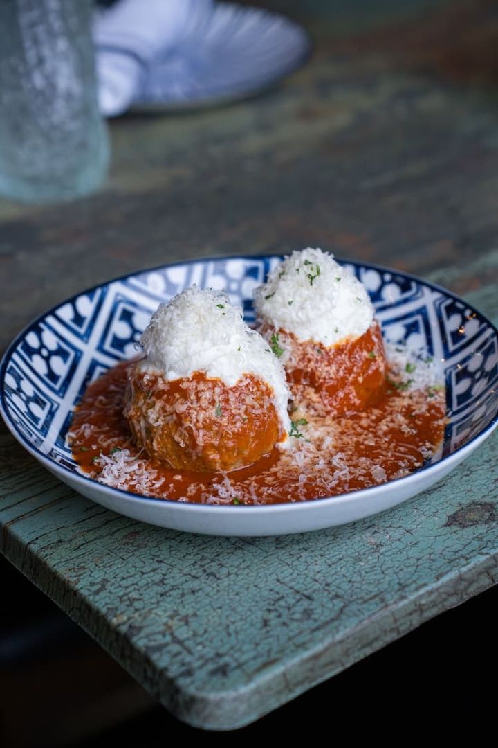 Vico Restaurant & Bar - 1/2 pound cookies