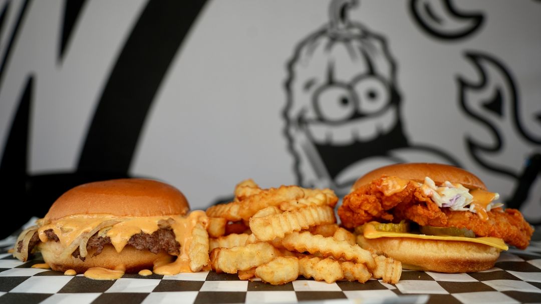 Slaw Burger - Schaumburg 1332 North Roselle Road | Toast