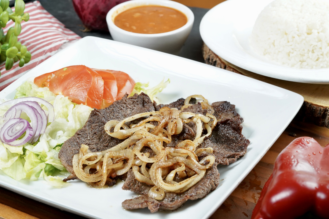 Harrison - Mofongo De Carne Frita En Salsa De Ajo