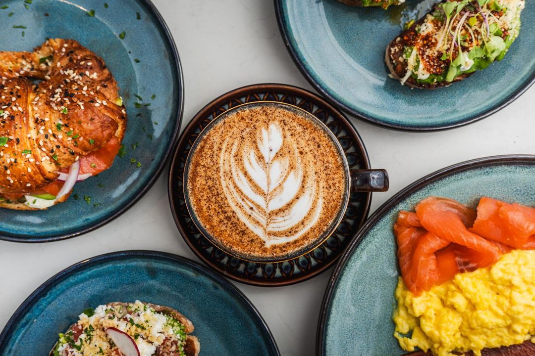 Village Square - Cinnamon Bread Latte (Iced)