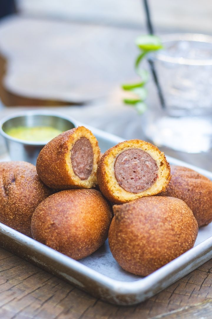 Beardslee Public House - Breakfast Wellington