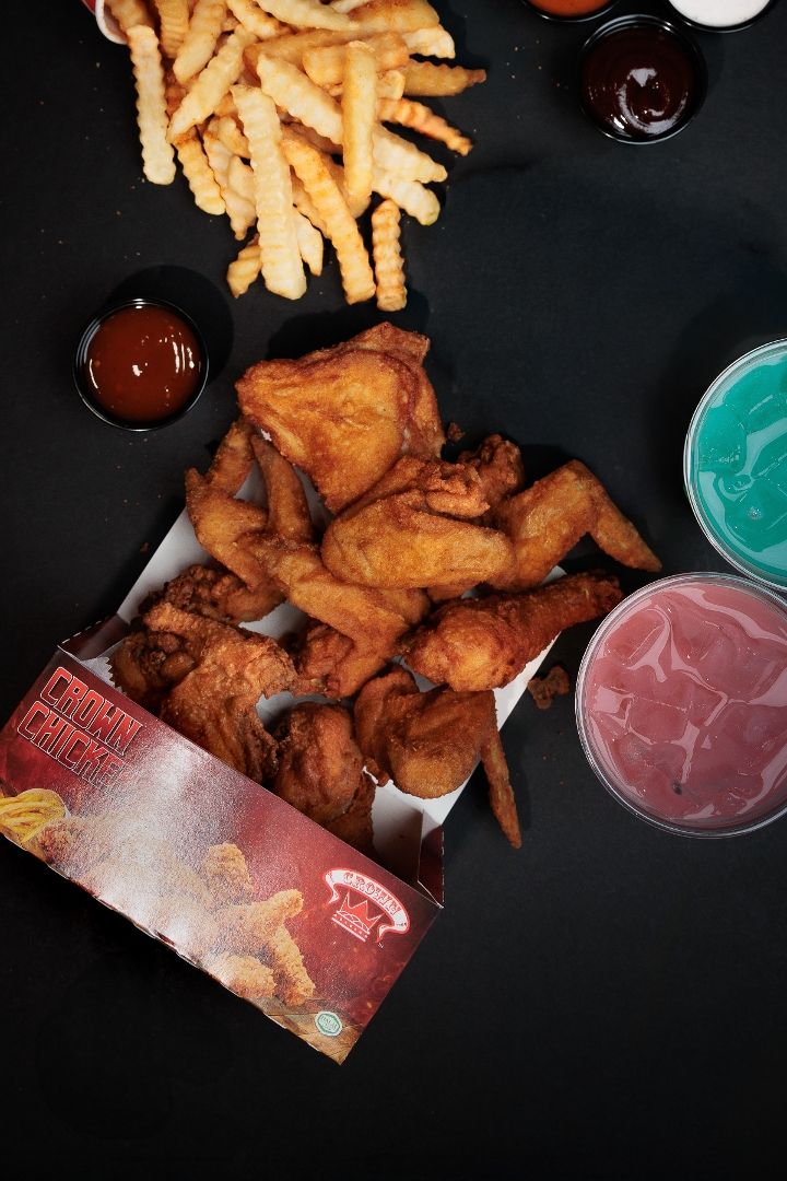 15 Wings | Crown Chicken & Grill