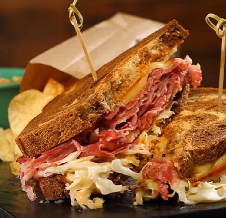 Albany Ale & Oyster at 289 New Scotland - APPLE FRITTER