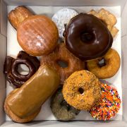 Voodoo Doughnut 22 - Bellevue - Powdered Sugar Cake