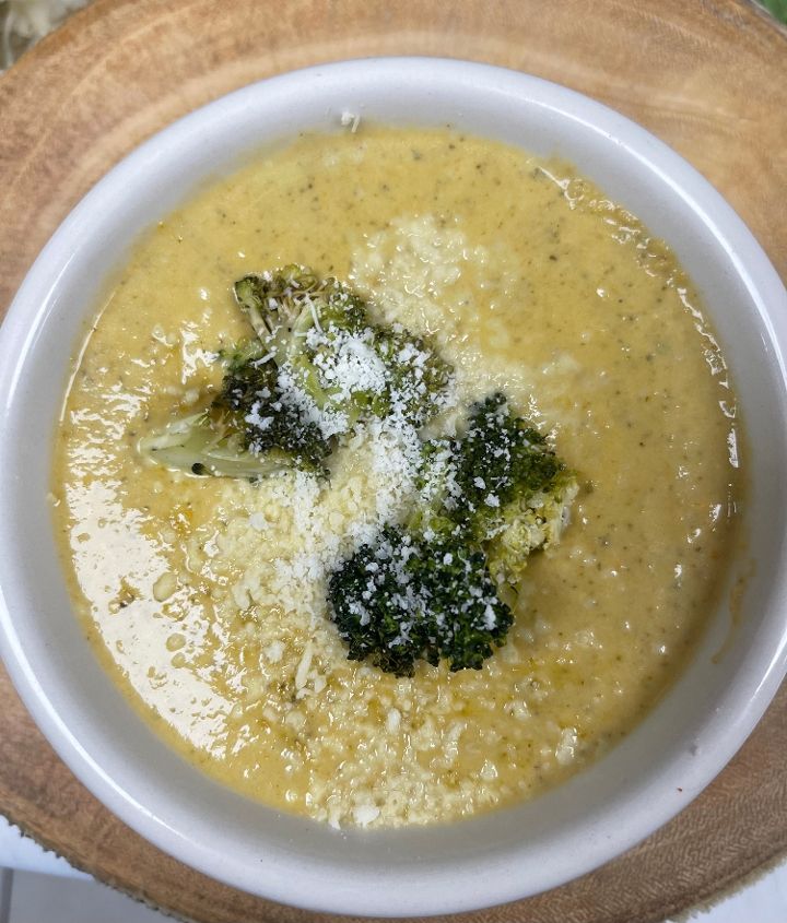 Grand Ave - Traditional Basil