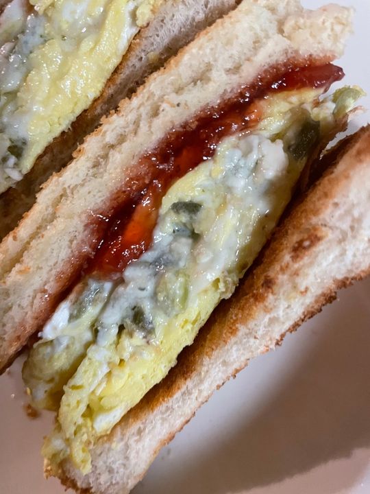 The Sandwich Corner Market - Smoked Capon Sandwich