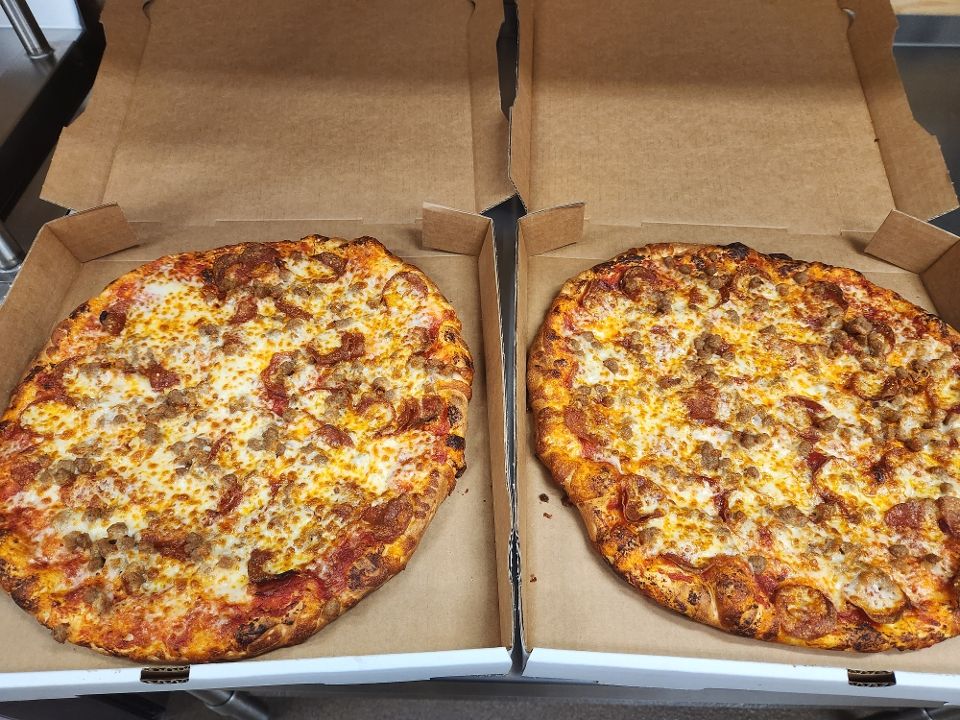 Morgantown - 18" Party Meat Pizza