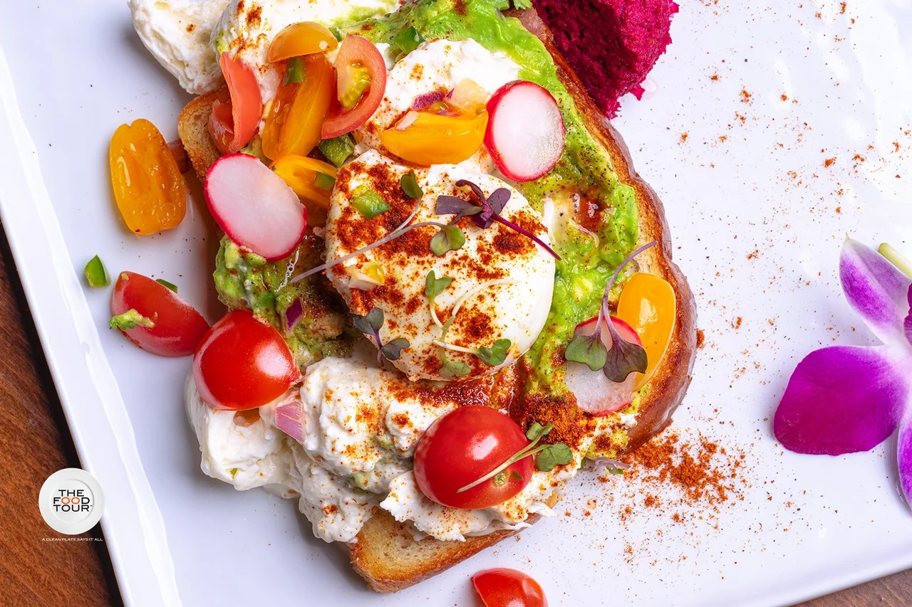 Brunch Room Bistro