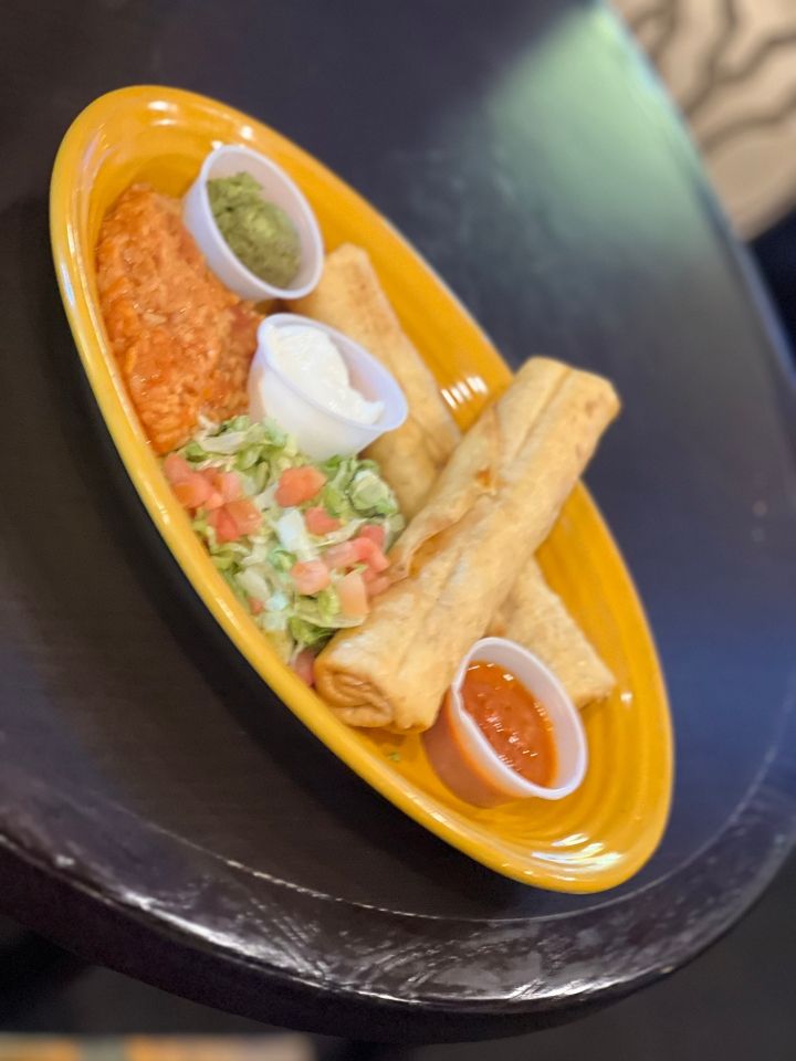 El Patron 10551 Montgomery Boulevard Northeast - CHICKEN KABOB LUNCH