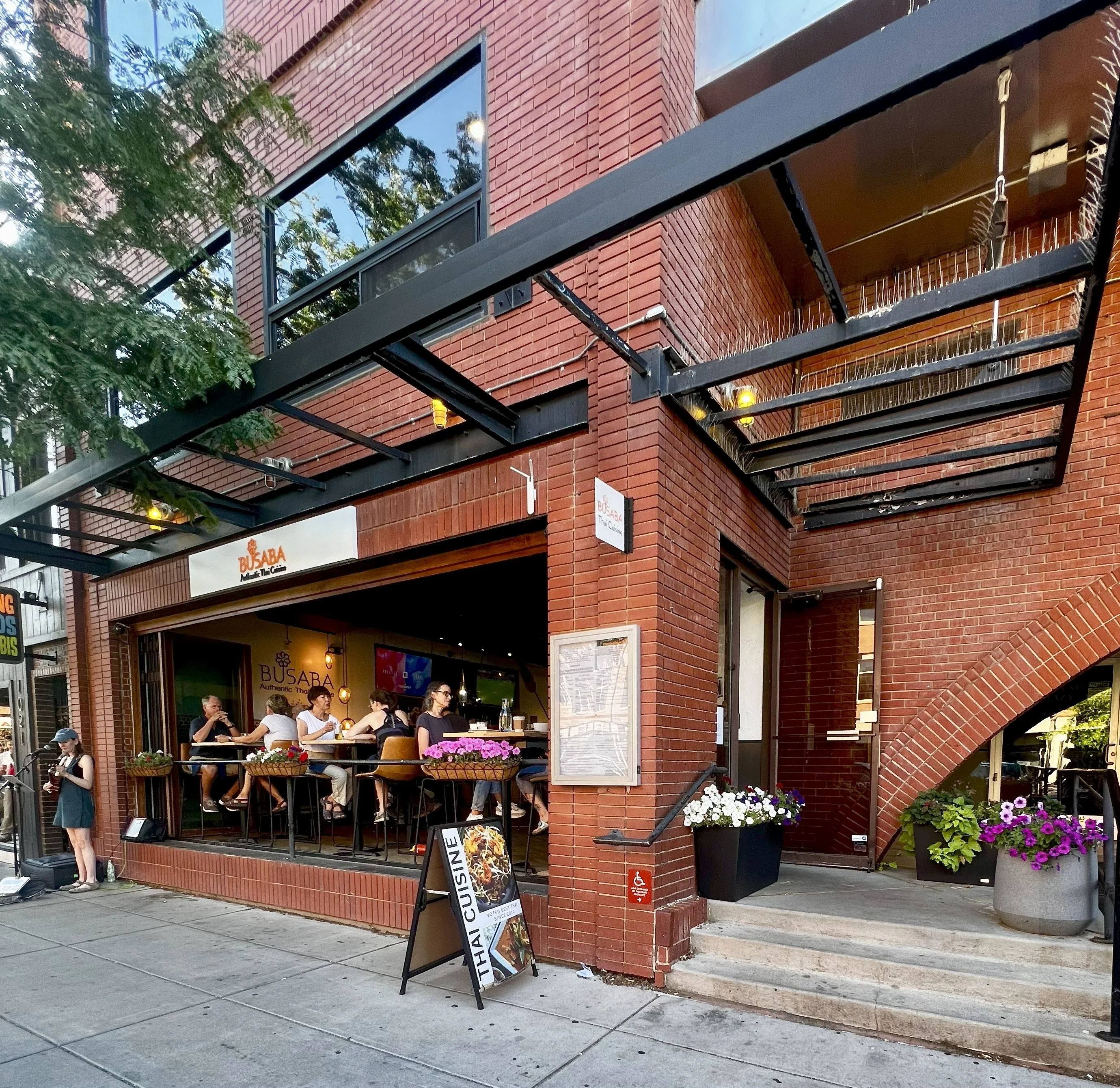 Thai Street Food in Downtown Boulder | Busaba Thai Pearl Street