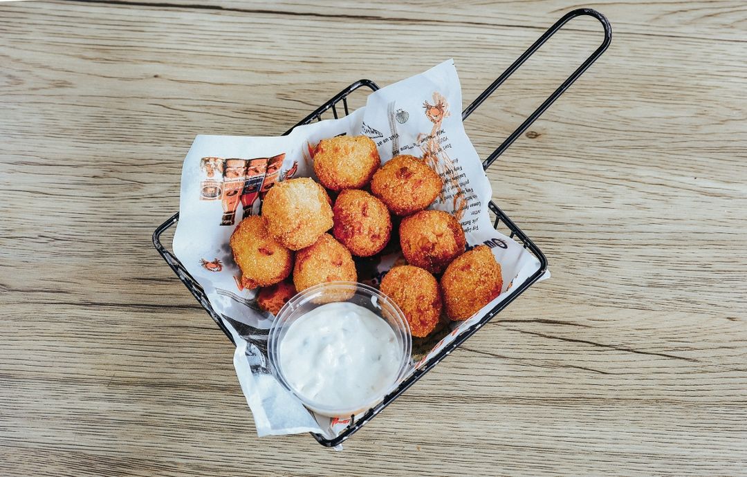 3900 Williams Boulevard - New Year Special