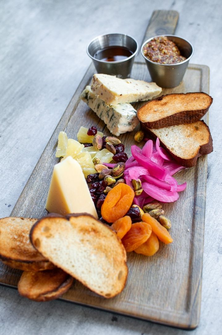 Lib's Grill - Maple Lawn | Toast