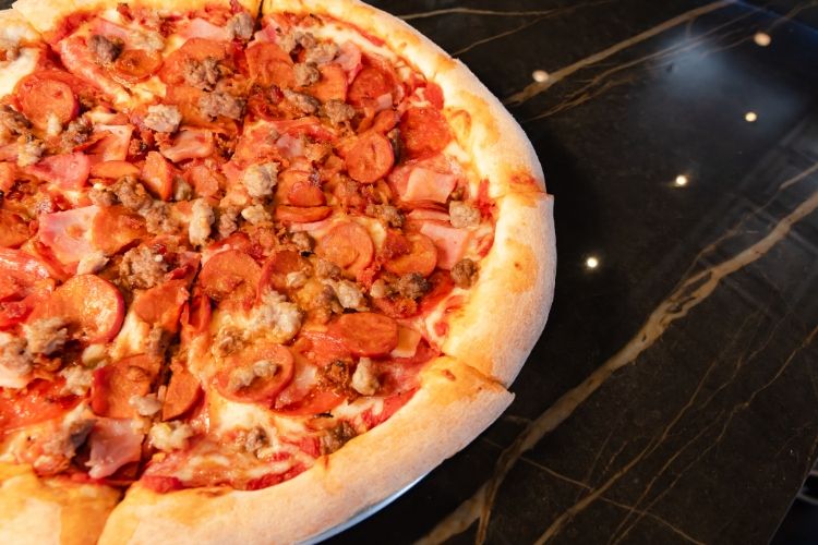 Skipolini's Rocklin - Family Pizza