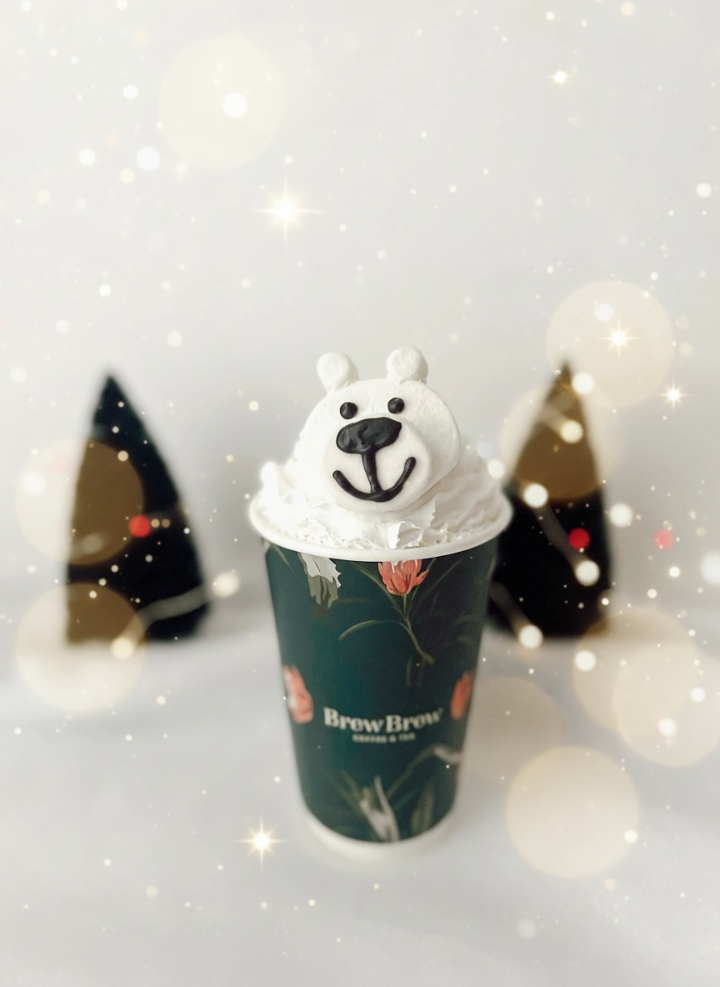 Diversey Avenue - Polar Bear Hot Chocolate