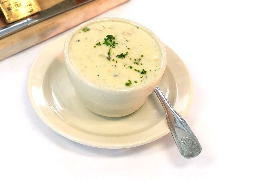 The Crab Pot - Bellevue 2 lake bellevue dr | Toast