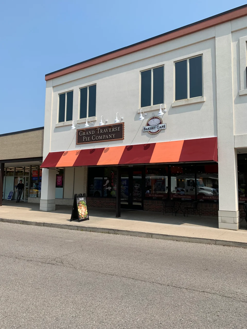 Ann Arbor - 9" ABC Crumb Top