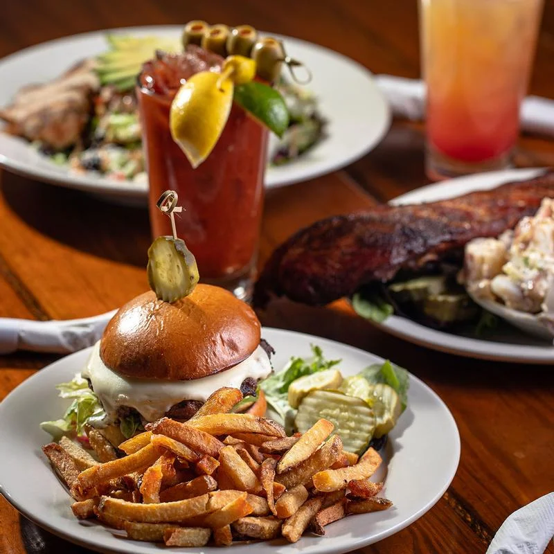 Buck's Naked BBQ + Studio Bar