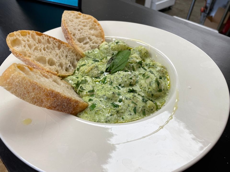 Hendersonville - Charcuterie For 2 People