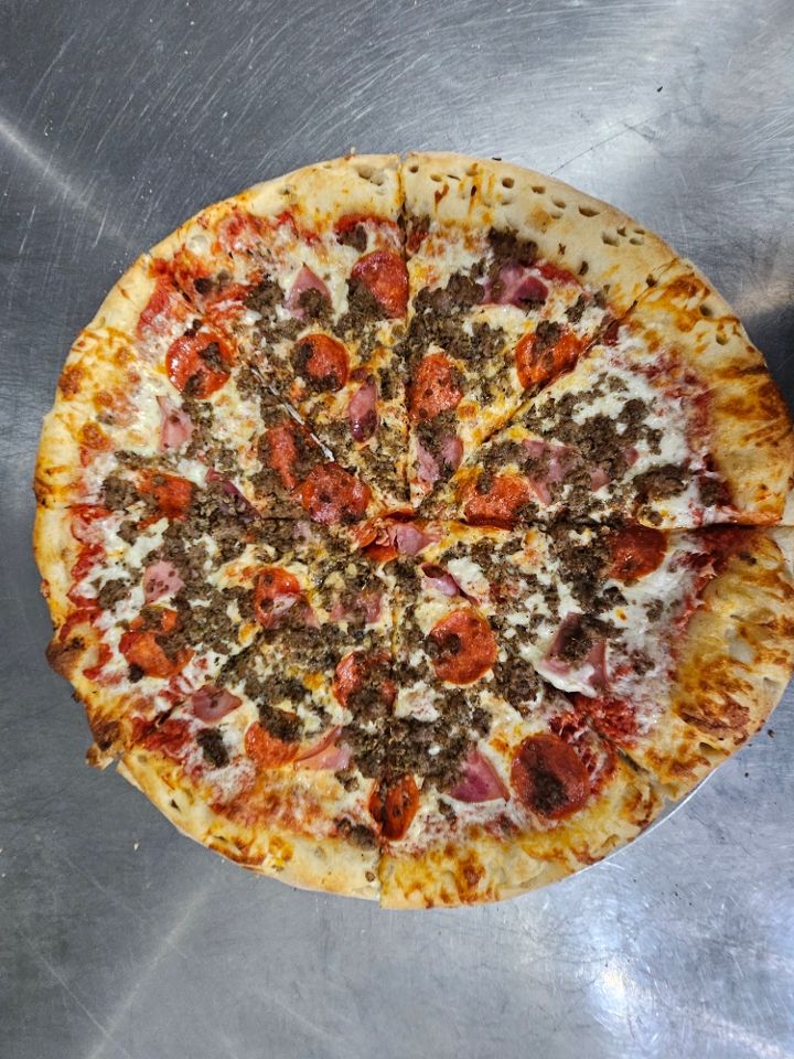 Mario McGee's Pizza - Bietole (Beet Ball)