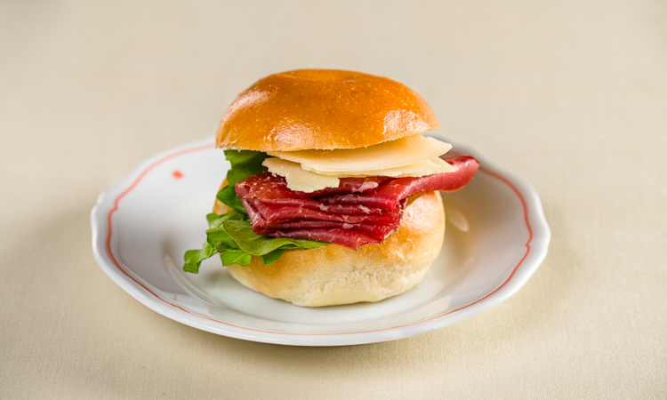 Brookfield - Beef Fillet Tartare & Anchovies