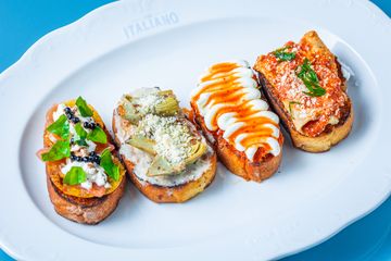 The Italiano - Zeppole