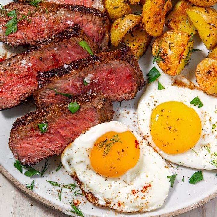 El Kiosko Latin Cafe - YELLOW RICE WITH PIGEON PEAS / ARROZ CON GANDULES
