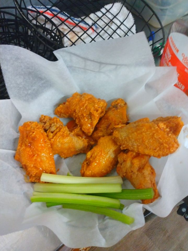 Barrel Junction Gibsonia - Philly Chix