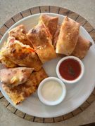 Lucia's 2531 John Milton Drive - FOXES