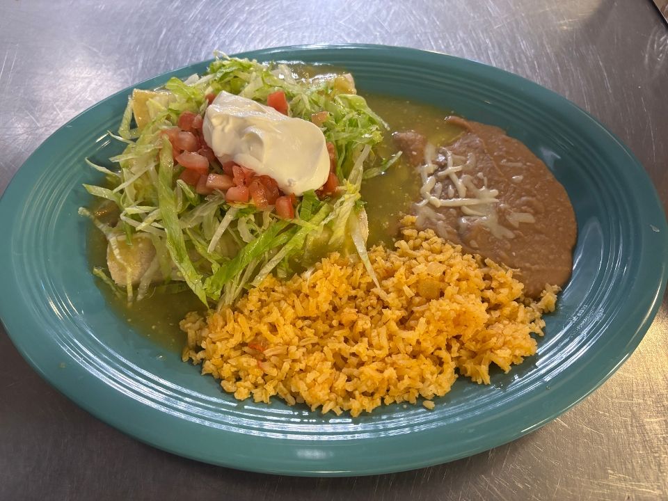 Mexican restaurant La veya 1805 S. Philo Road - mexican coca cola Lg