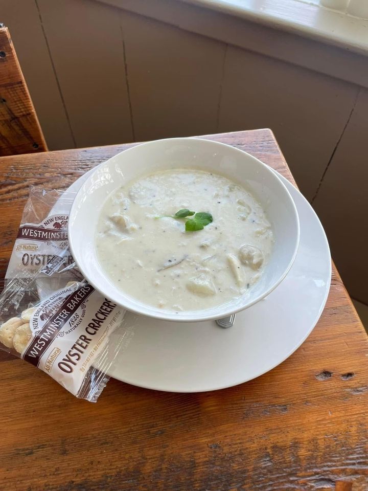 942 U.S. 1 - Salmon Poke Bowl