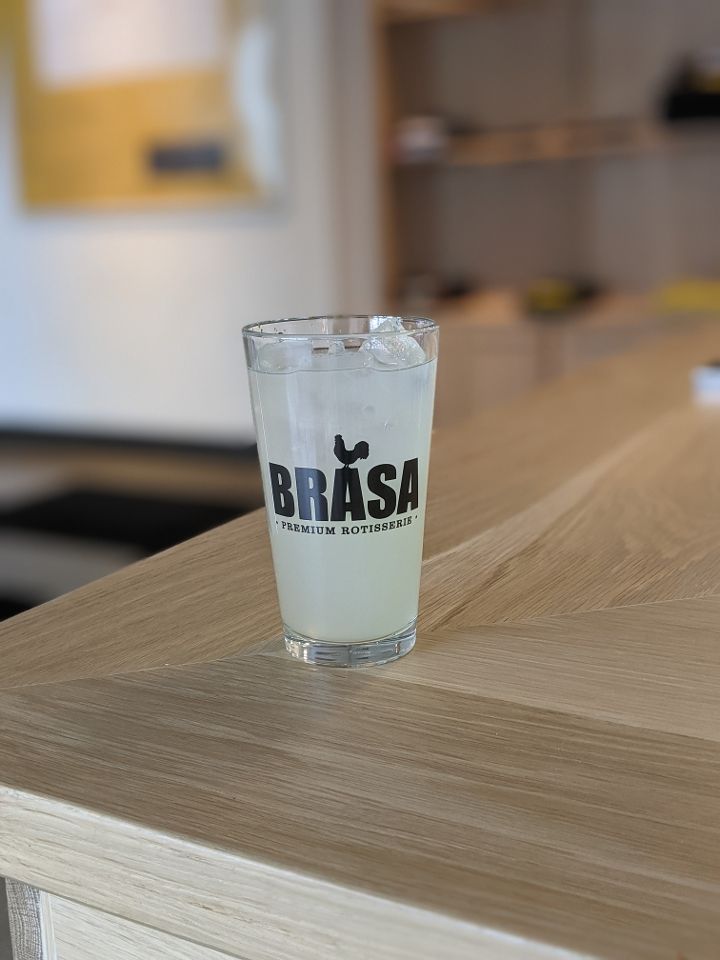 Grand Ave - La Croix Pure