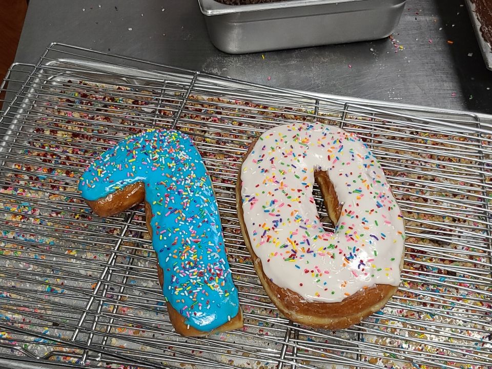 Rolling Pin Donuts - Ventura | Toast