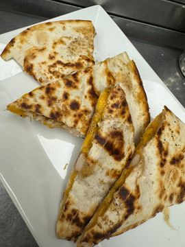 Paragon Tap & Table - 24 Buffalo Chicken Sliders