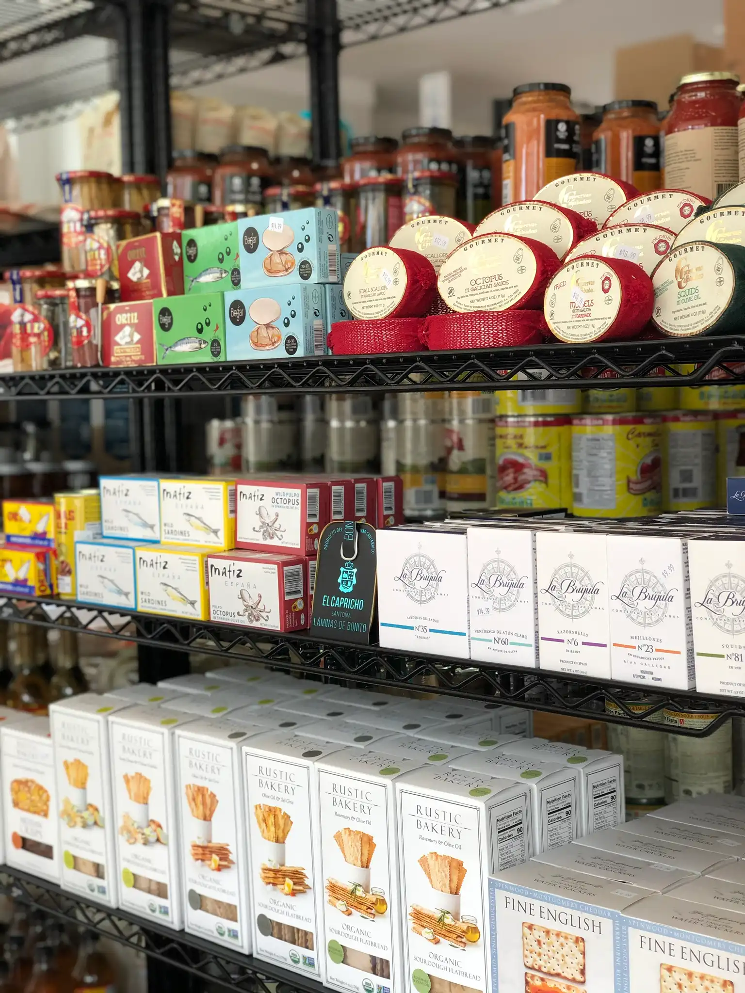 L&M Fine Foods - Club Mate Can