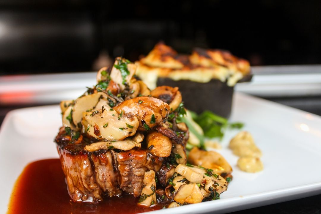 Mission Oak Grill | Toast