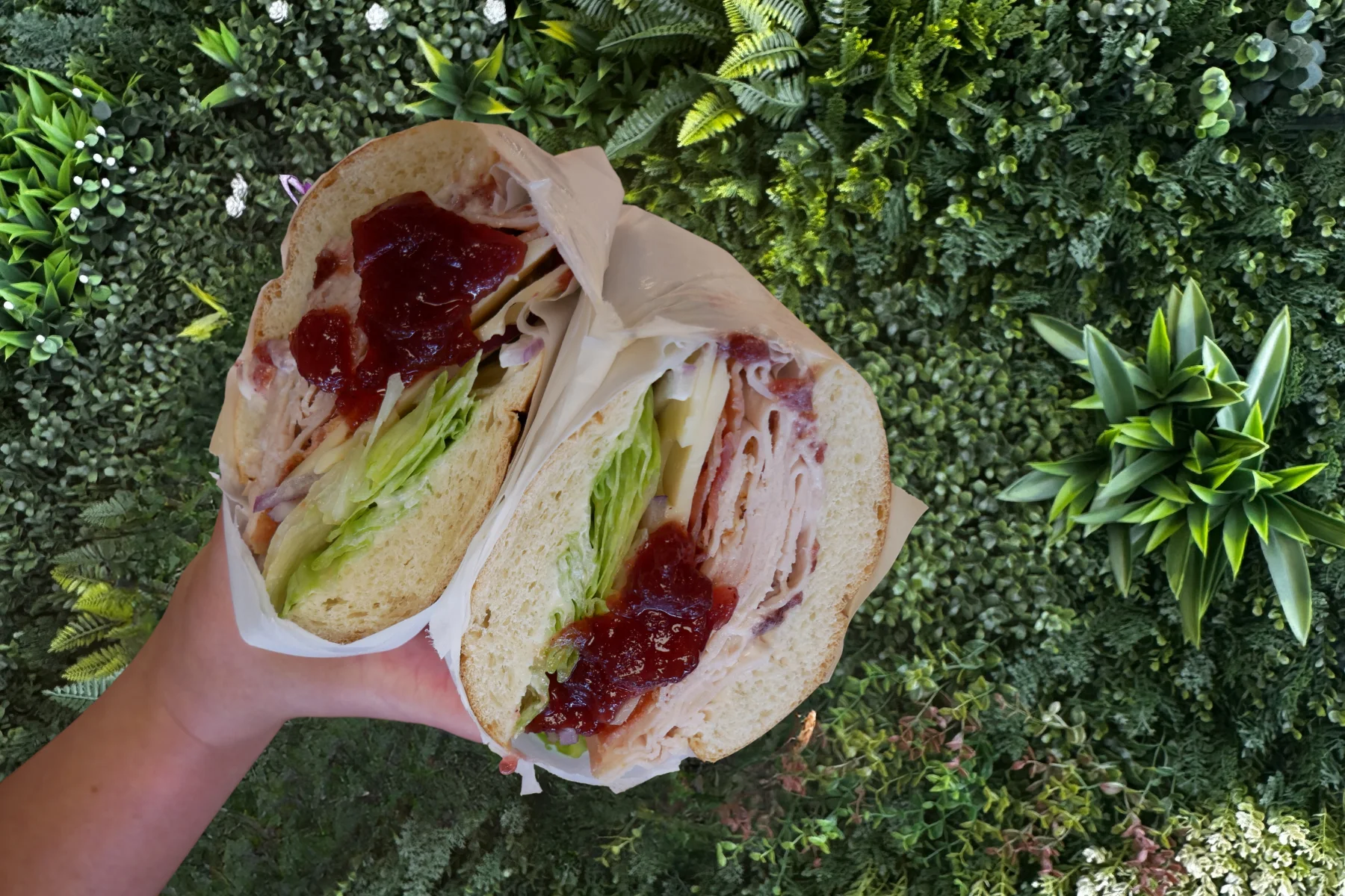 Terra Linda - -The Brett Callan (Turkey, Bacon, Cheddar)-